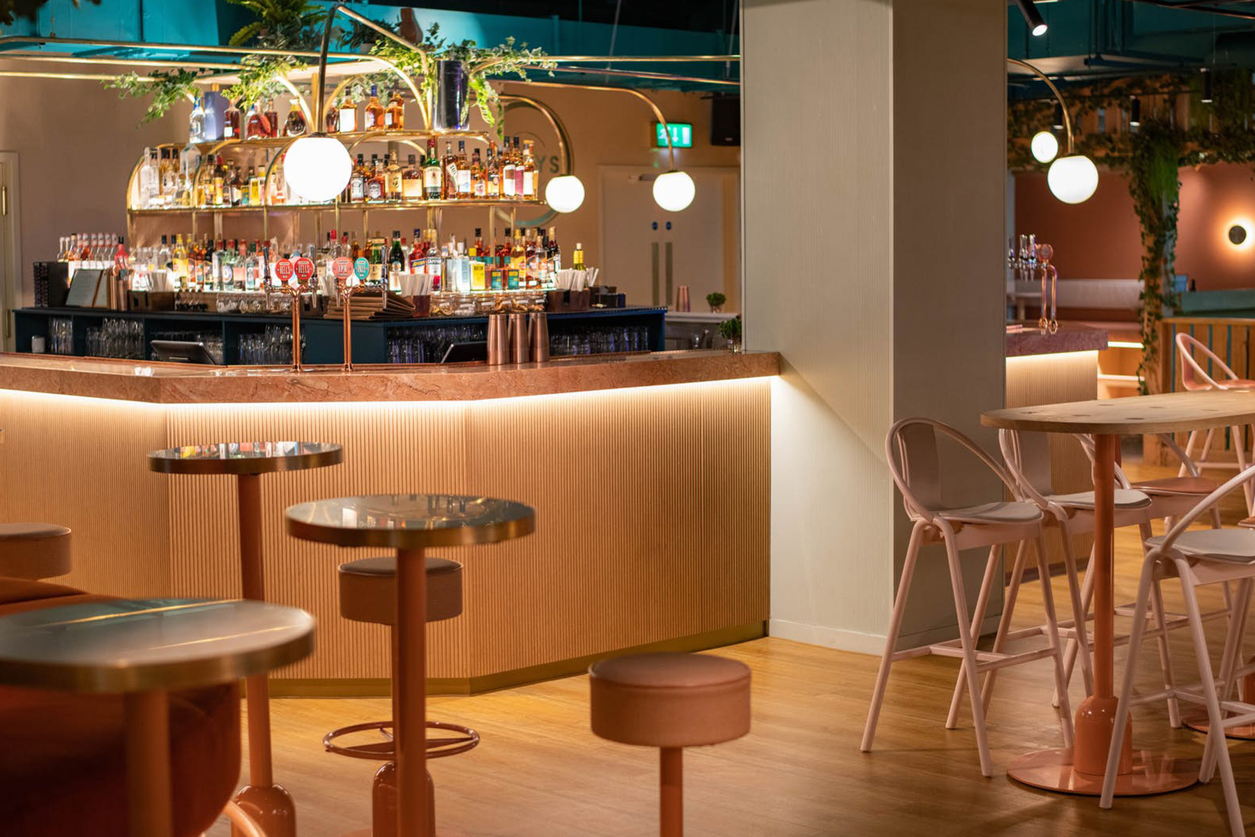 9 Of The Best Activity Bars In London | SL.Man